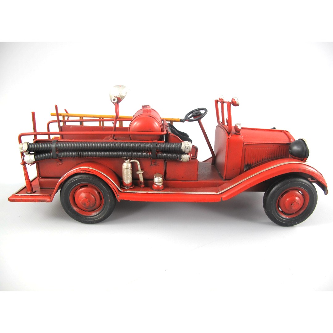 EUROVILAG TRENDSHOP - FEUERWEHR USA Feuerwehrauto Oldie rot Blechauto ...
